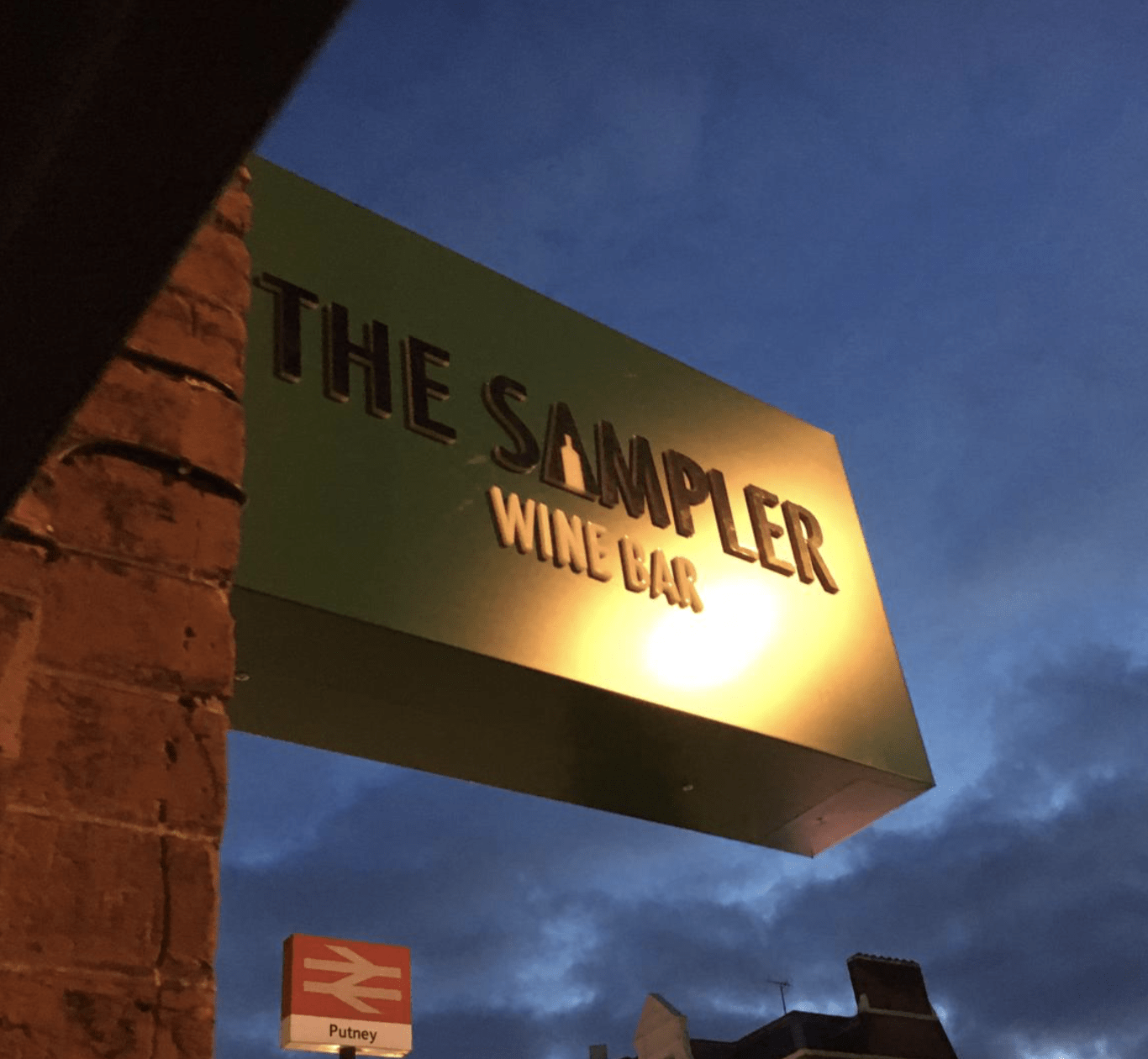 aluminium composite double sided projecting sign