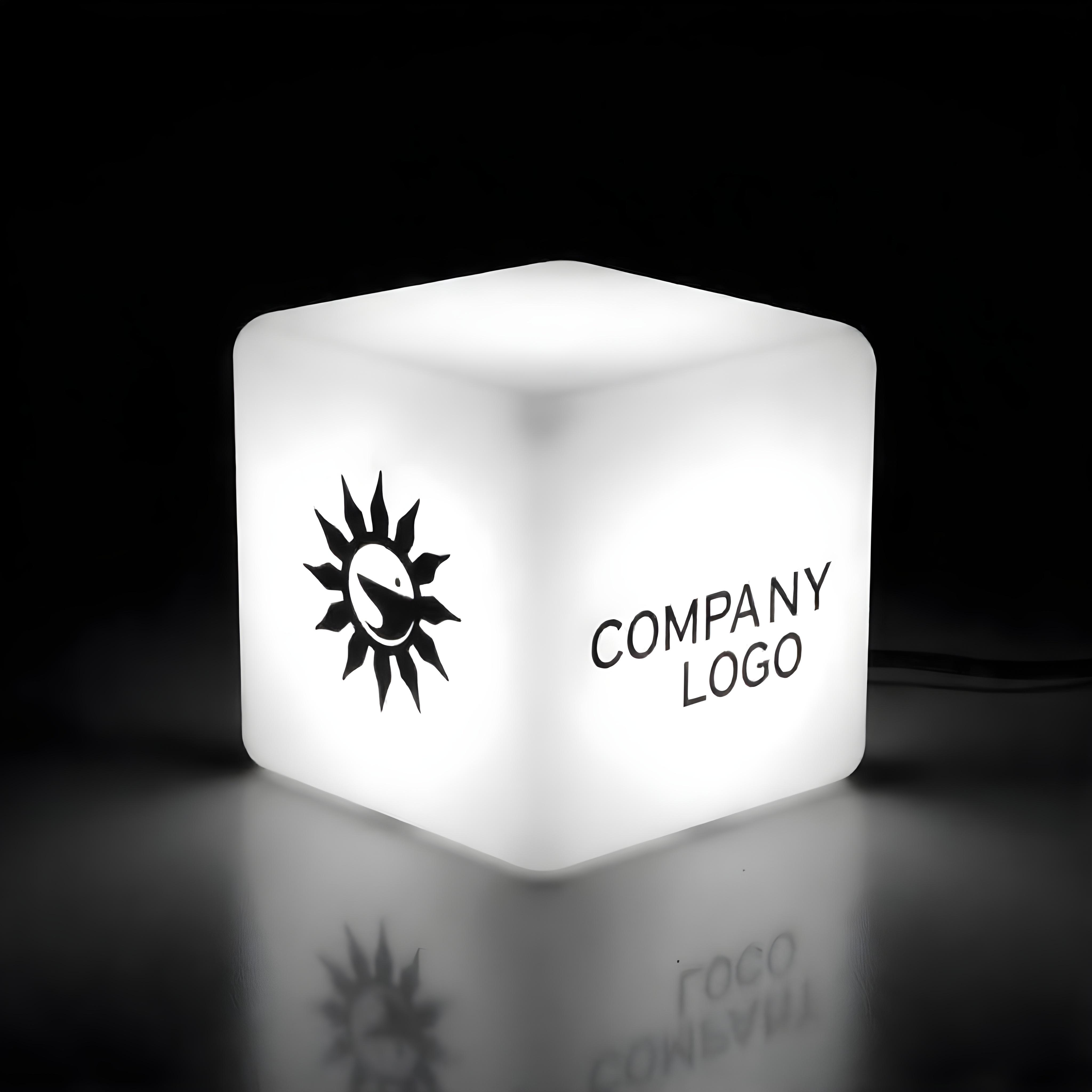 Personalised cube light box 30cm - g4u signs store